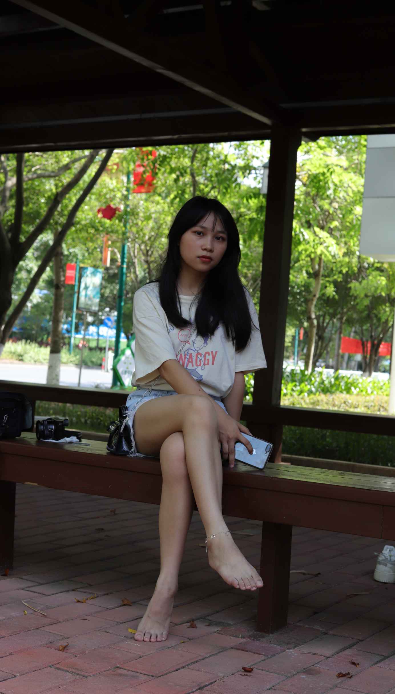 【网盘】[Pary学生模拍]029 小然同学的36码可爱小脚 – MeiJiao资源站